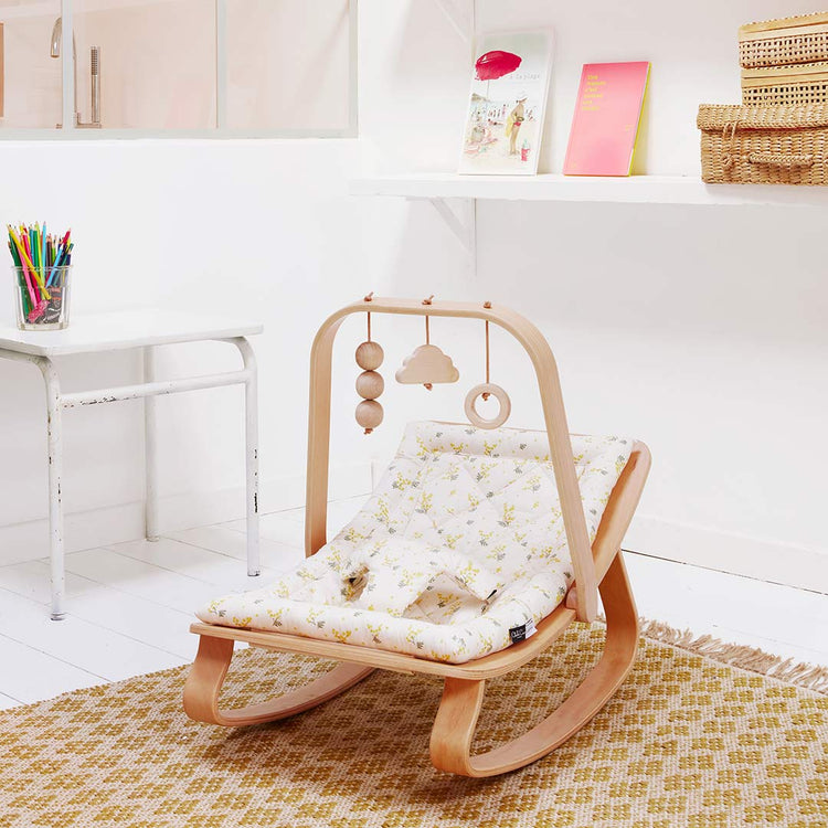 Charlie Crane LEVO Baby Rocker - Walnut + Teddy Fur Milk