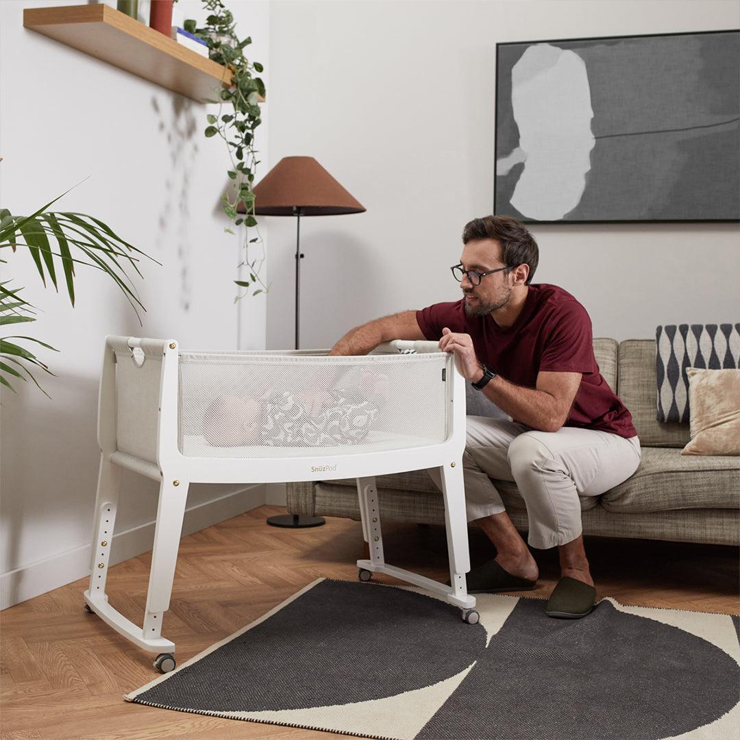 Snuz SnuzPod Studio Bedside Crib - Paris White