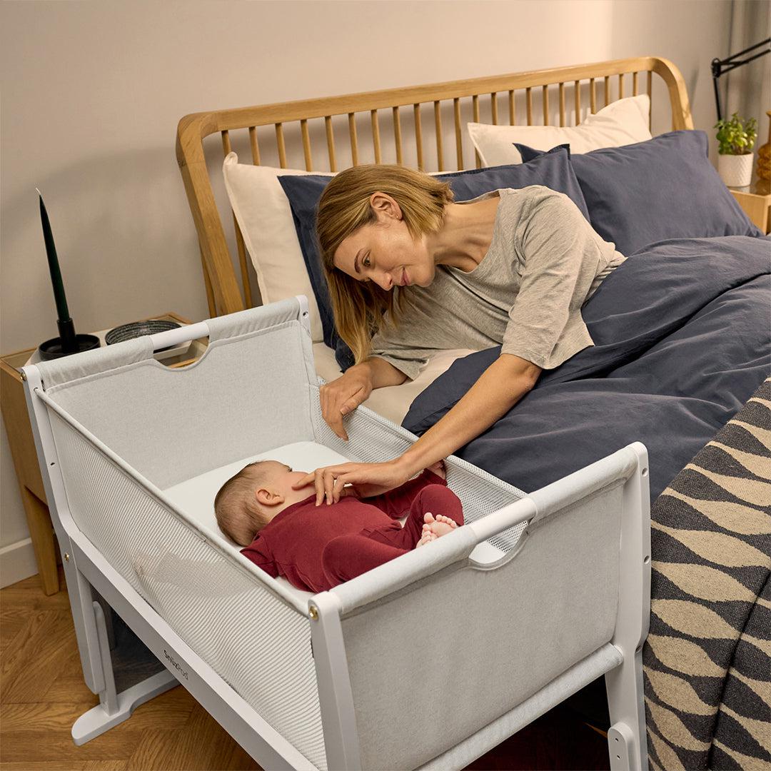 Snuz SnuzPod Studio Bedside Crib - Paris White | Natural Baby Shower