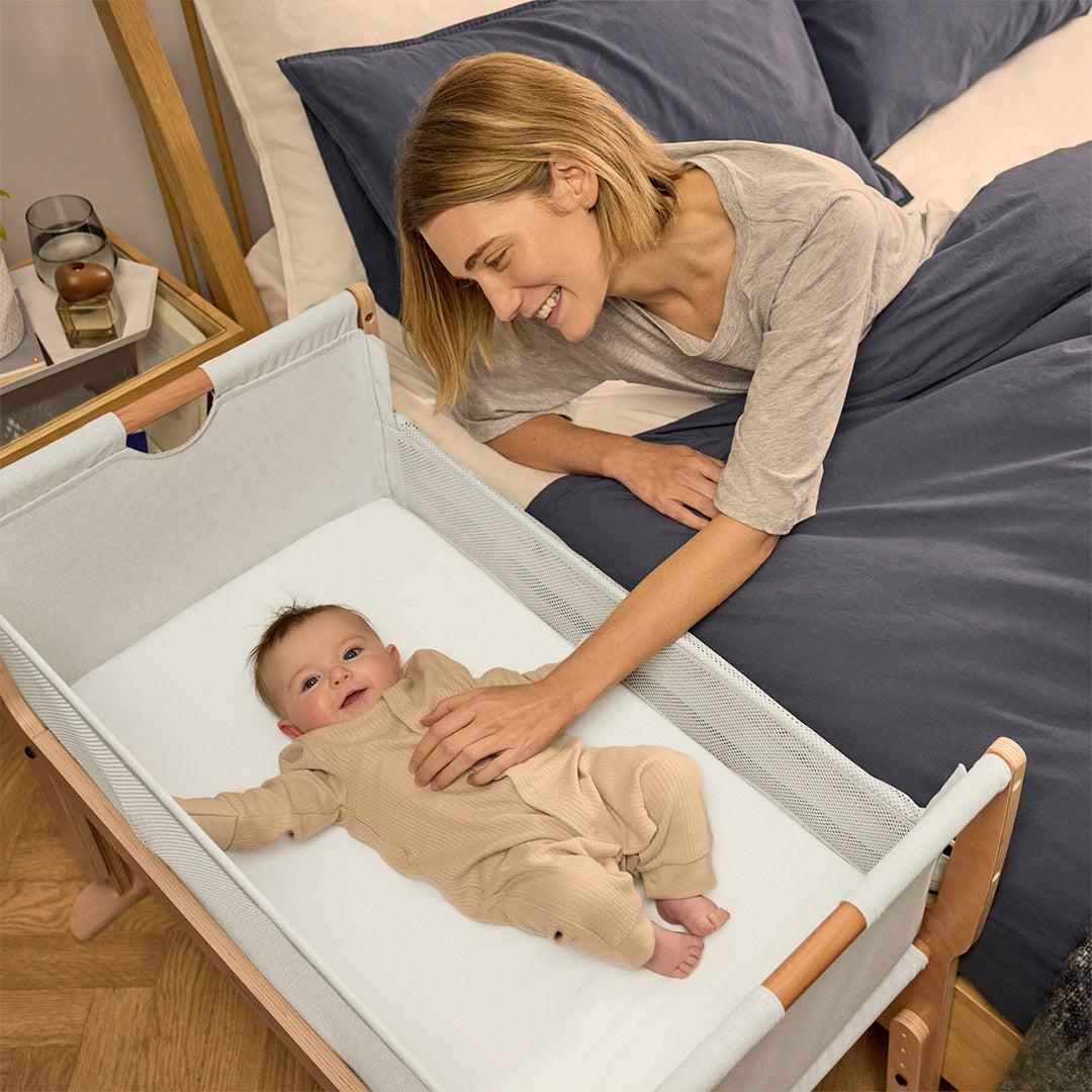 Snuz SnuzPod Studio Bedside Crib - Stockholm Natural