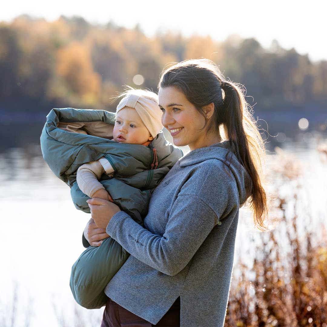 Voksi Adventure Footmuff - Dark Sea Green - Seashell Sand